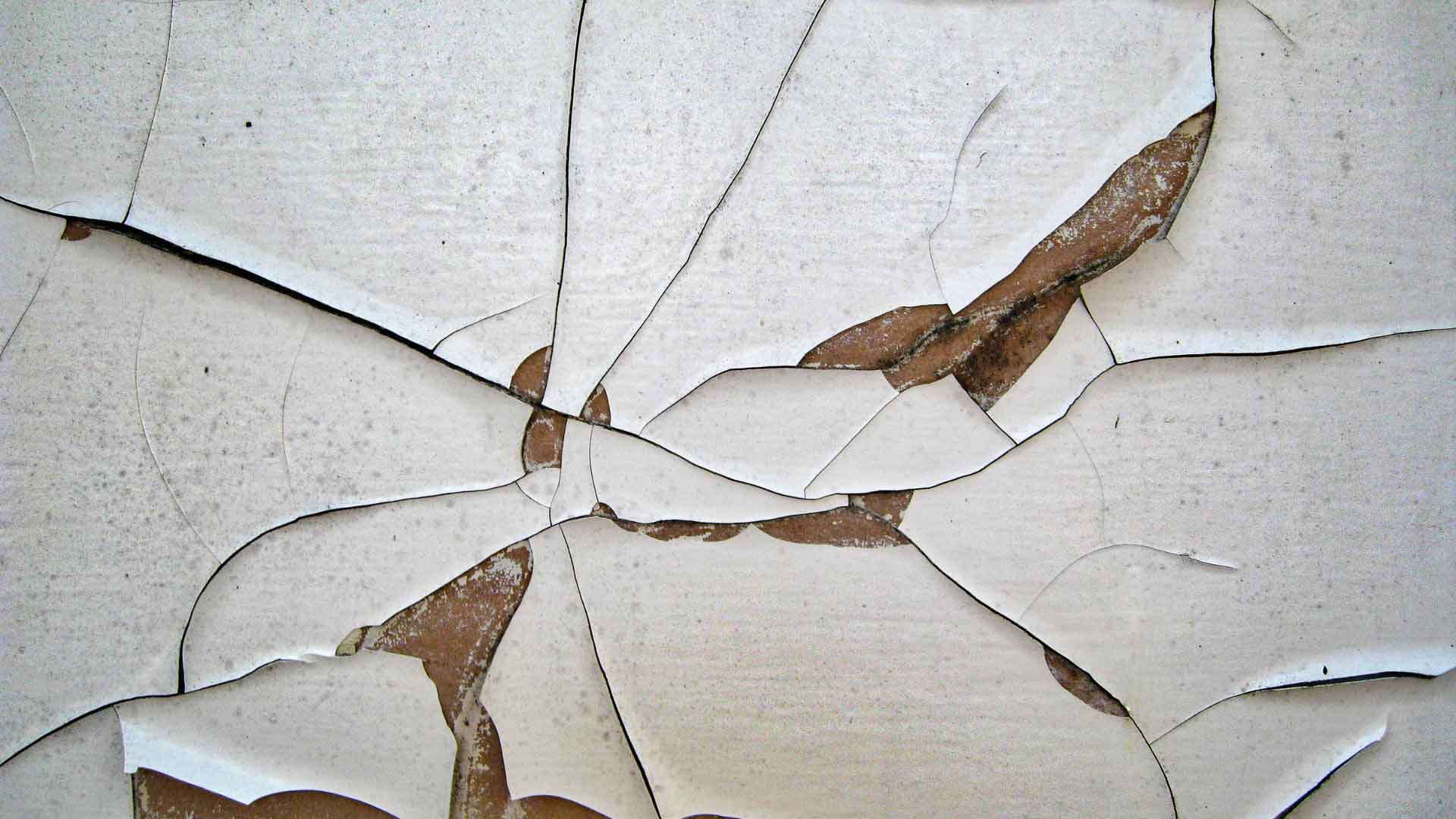 Warning Signs of a Bad Interior and Exterior Paint Jobs